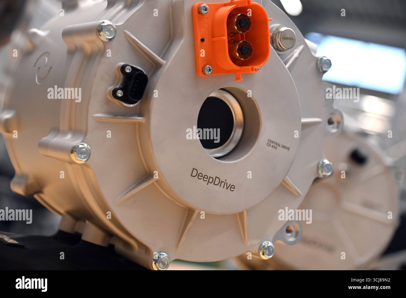 DEEPDRIVE'S DOUBLE-ROTOR MOTOR: DeepDrive prepares for series ...