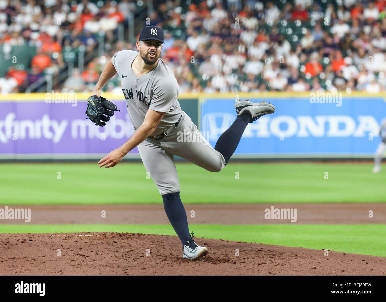 HOUSTON, TX - SEPTEMBER 04: during the MLB game between the New York ...