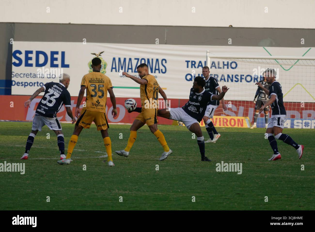 MANAUS, AM - 05.09.2025: AMAZONAS FC X REMO - Match between Amazonas FC ...