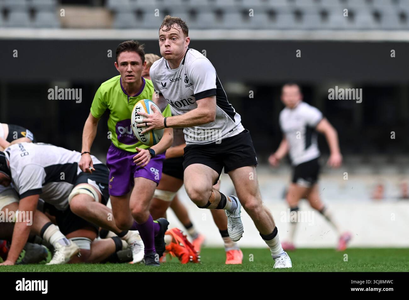 Gareth Simpson of Saracens during the match between Hollywoodbets ...