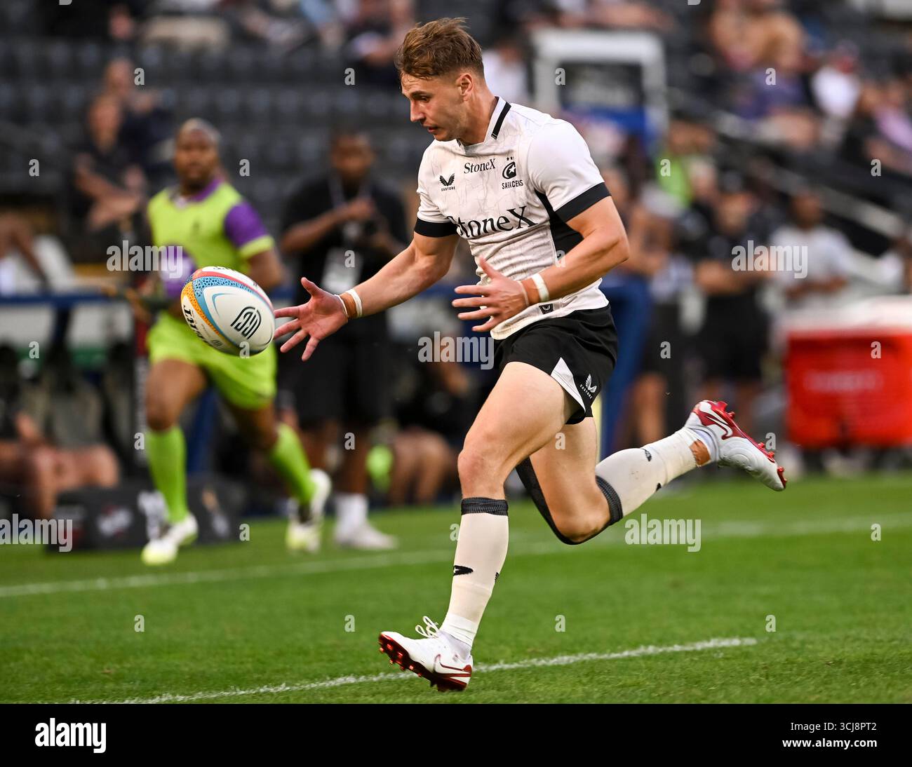 Tobias Elliott of Saracens during the match between Hollywoodbets ...