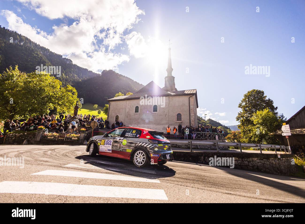 65 COSTES Loïc, PERRIN Christelle, Peugeot 208 Rally4, action during ...