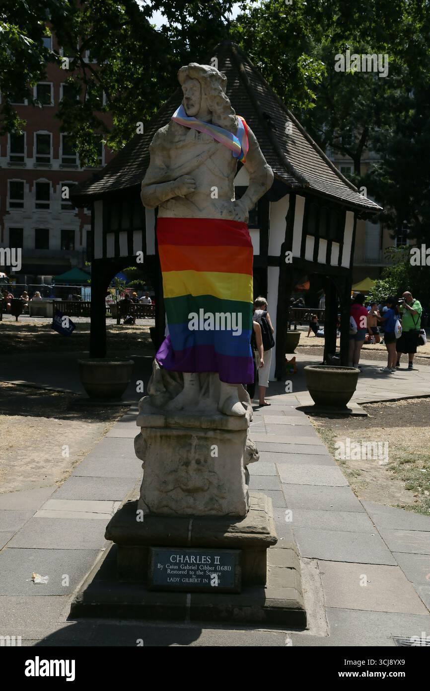 Gay pride london 2018 trans hi-res stock photography and images - Alamy