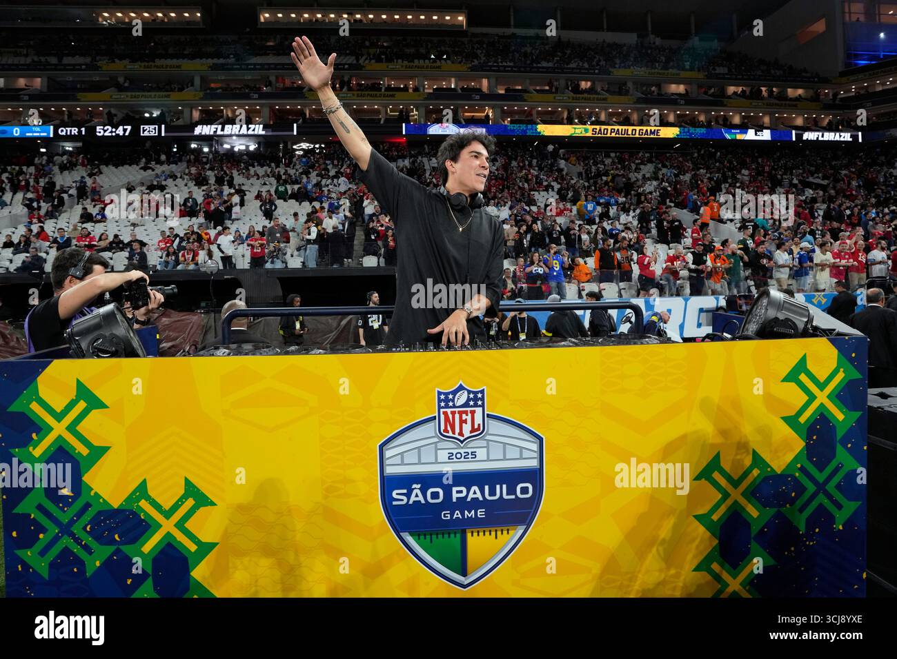 DJ KVSH performs before an NFL game between the Los Angeles Chargers ...
