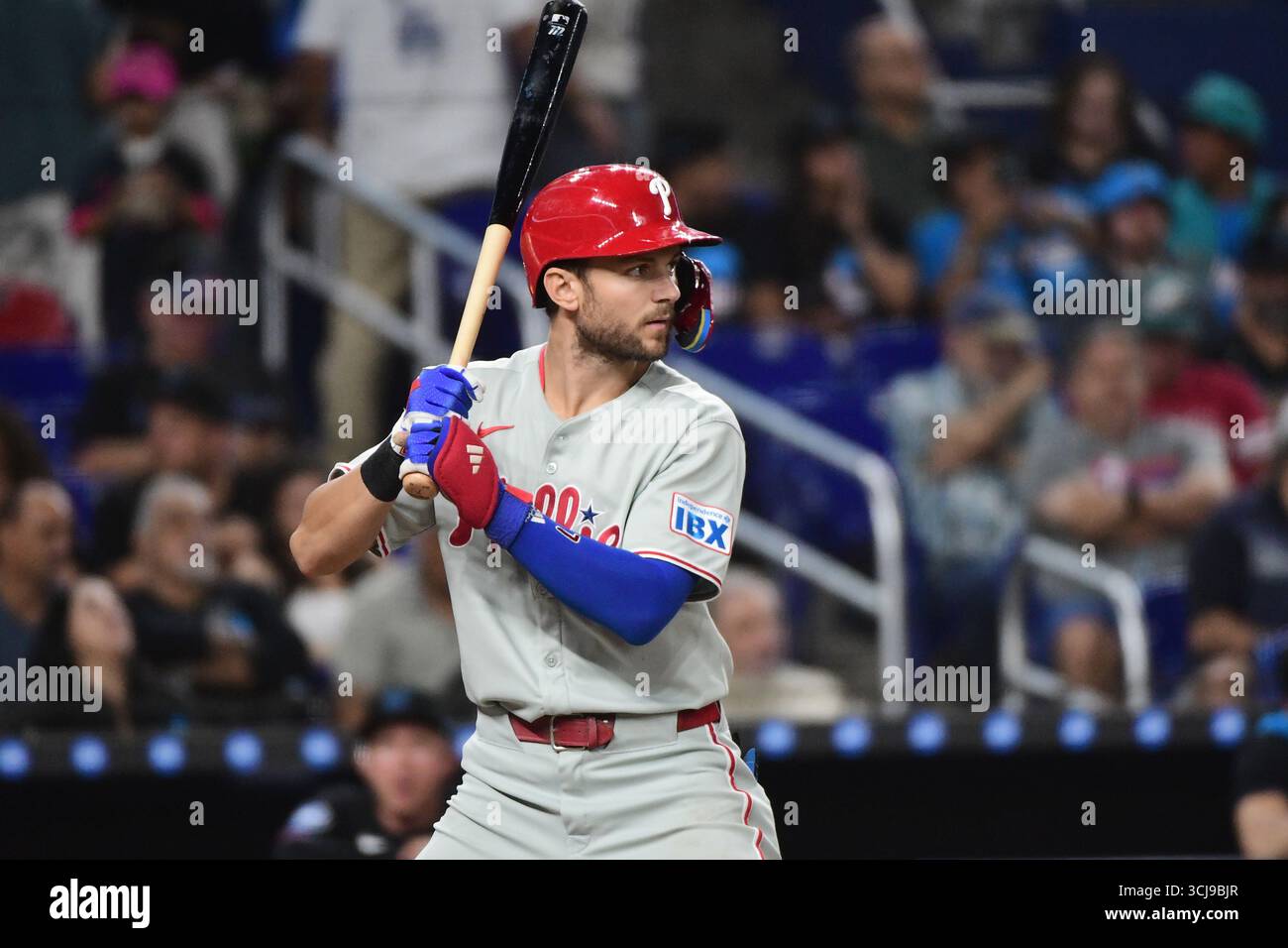 Philadelphia Phillies shortstop Trea Turner (7) gets ready to bat in ...