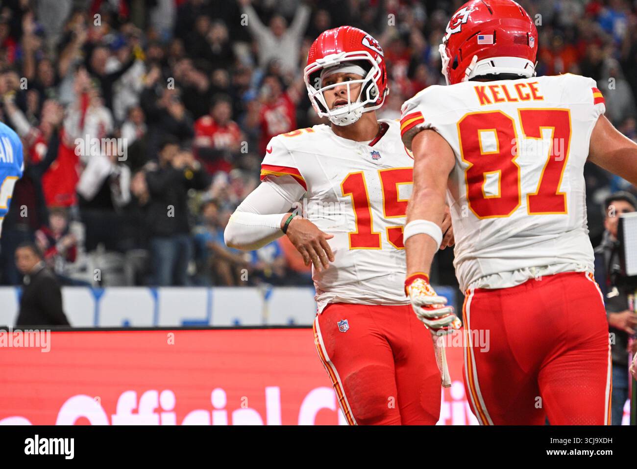 Patrick mahomes touchdown hi-res stock photography and images - Alamy