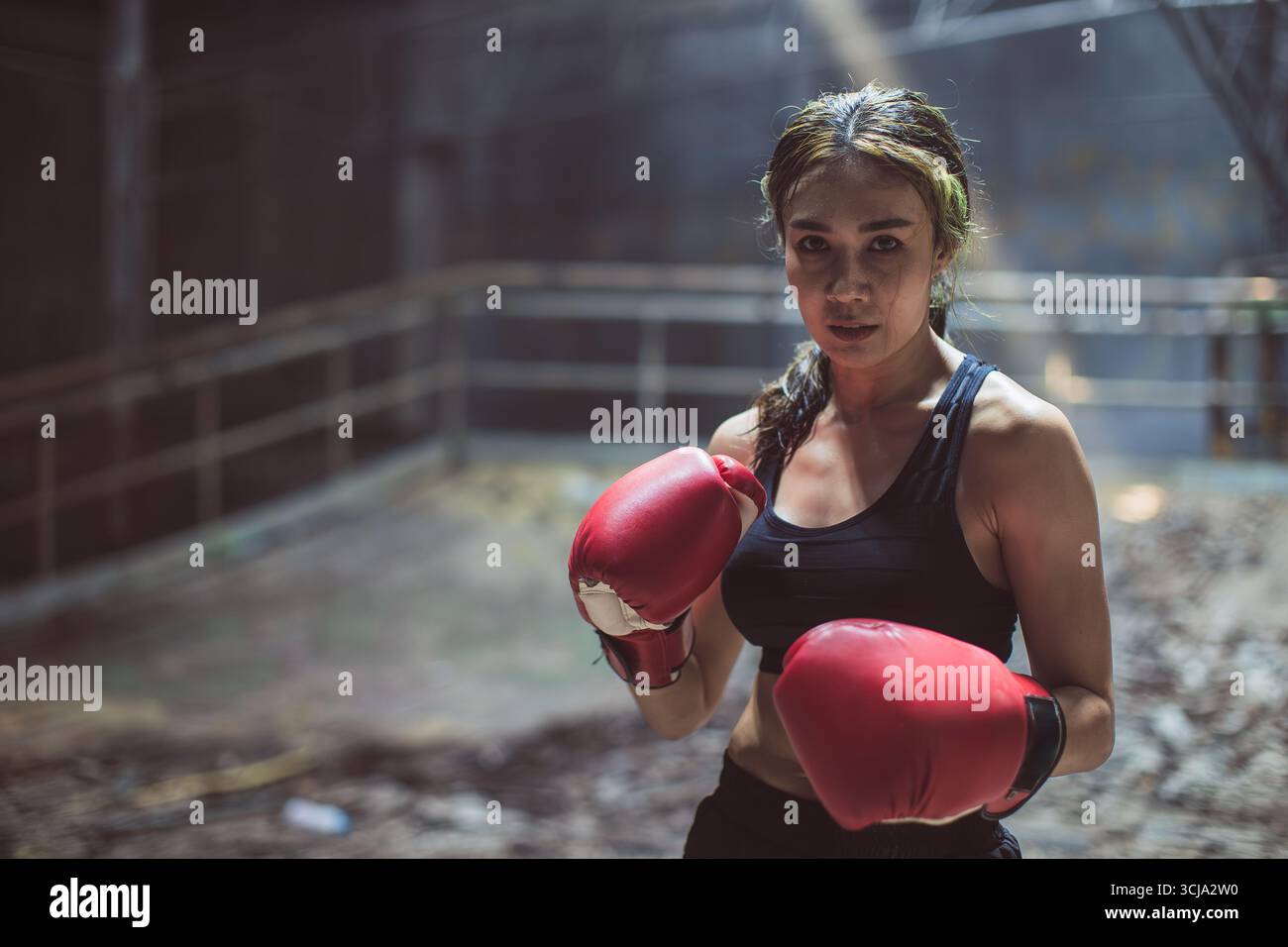 Thai boxing, Portrait muay thai fighter, Young women boxer, kick boxing ...