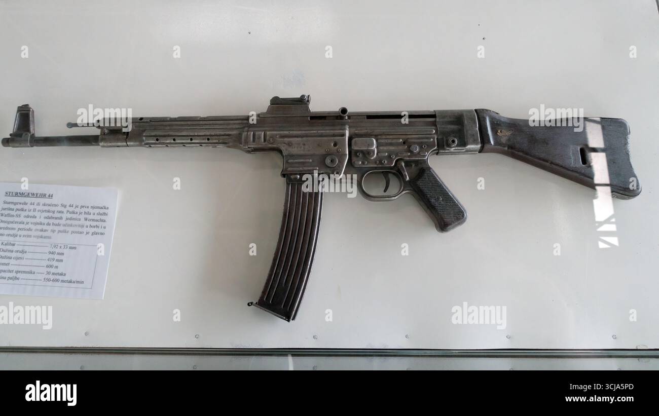 Sturmgewehr 44 sturmgewehr hi-res stock photography and images - Alamy