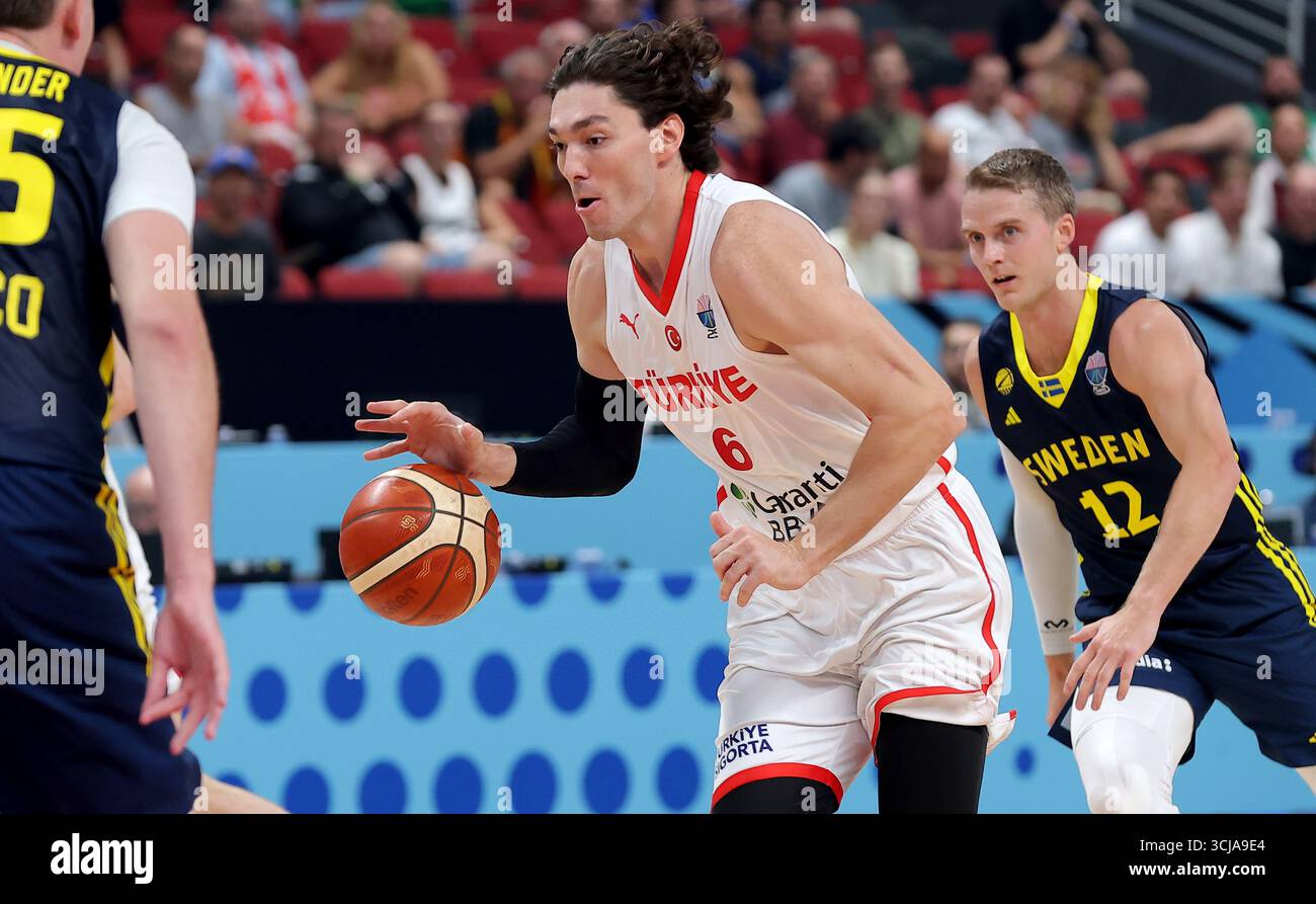 Turkey's Cedi Osman during the FIBA Eurobasket 2025 round of 16 ...