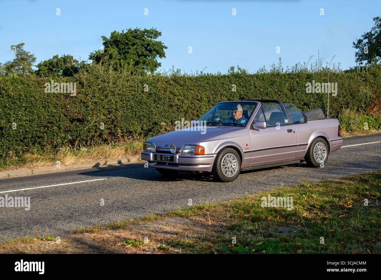1989 80s eighties Pink Ford Escort Xr3i Convertible Car Cabriolet ...