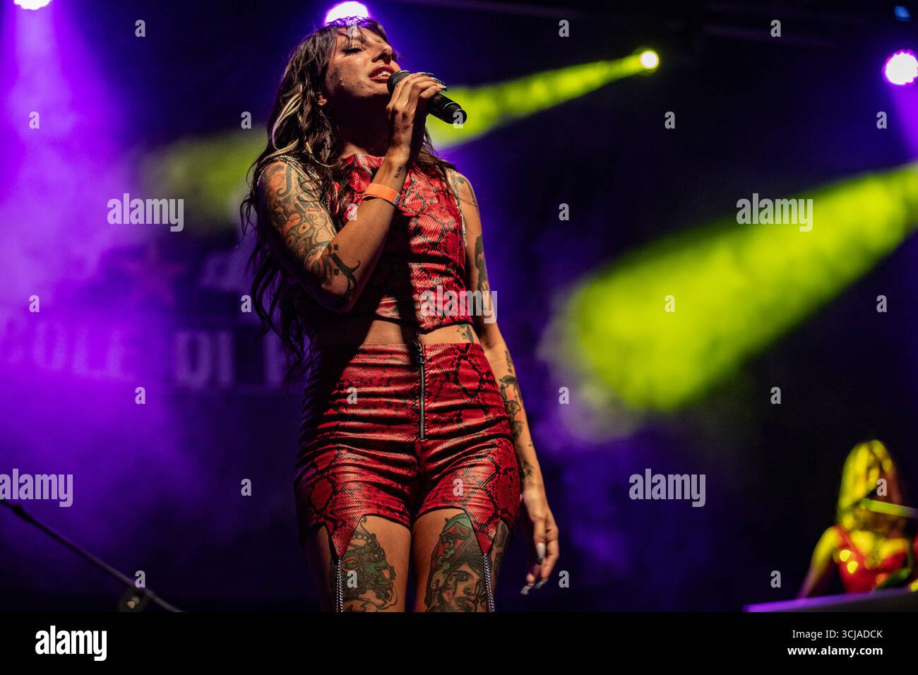 A double concert at the Modena Provincial Unity Festival: "Le Bambola ...