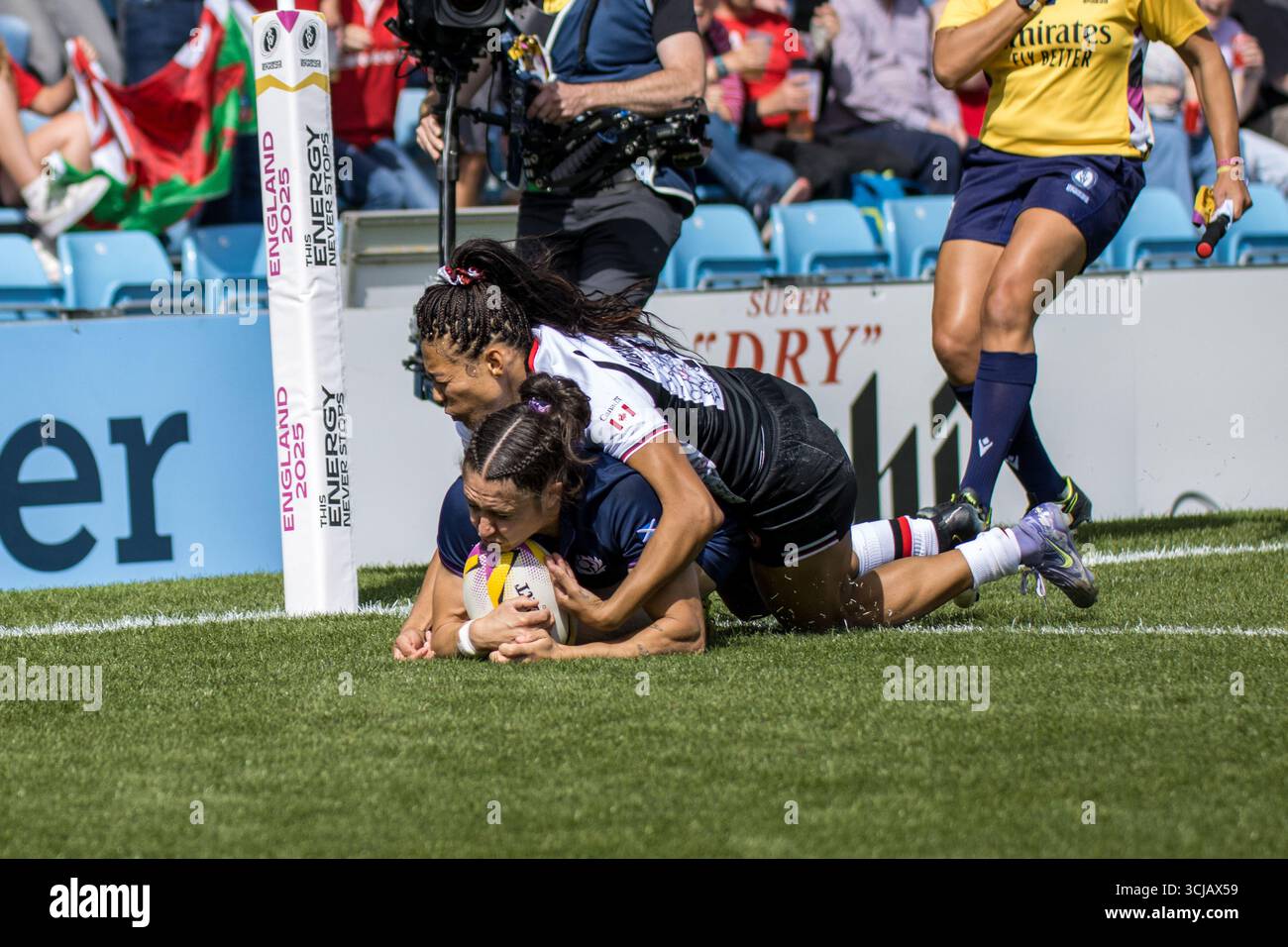 Rhona Lloyd (Wing – Scotland and Sale Sharks) dots down for a try in ...