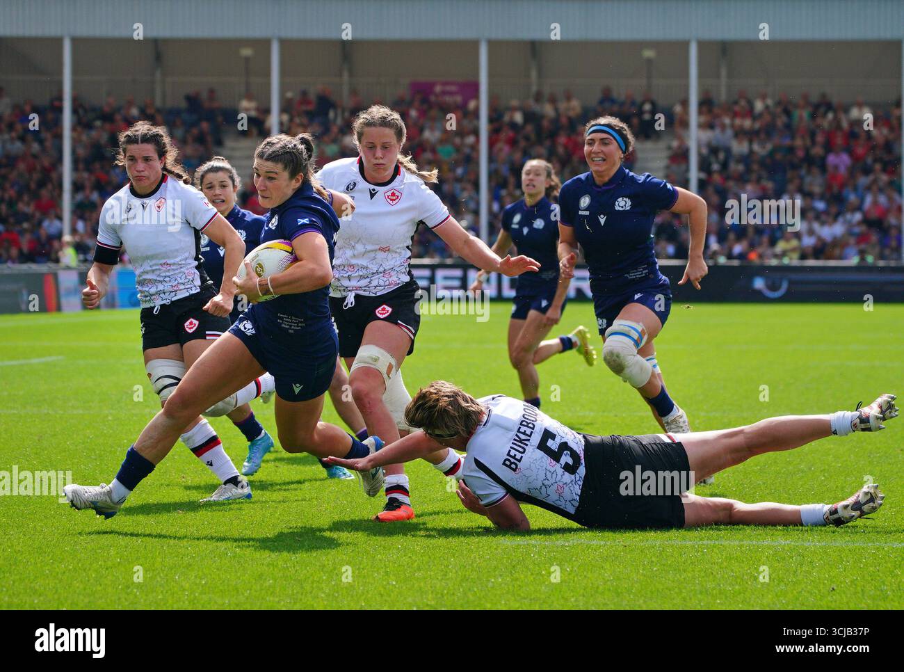 Scotland's Helen Nelson scores a try, which was then disallowed, during ...