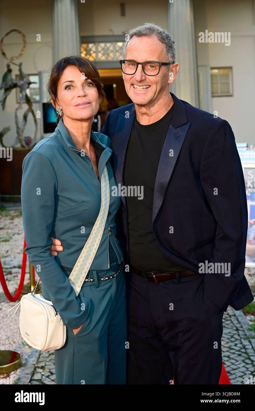 Gerit Kling mit Ehemann Wolfram Becker bei der Premiere des ...
