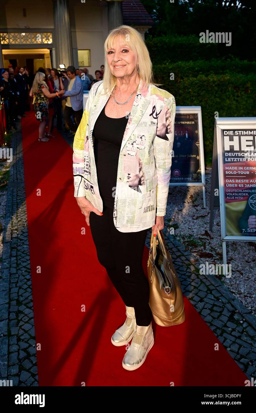 Cindy Berger bei der Premiere des Theaterstücks Der eingebildet Kranke ...