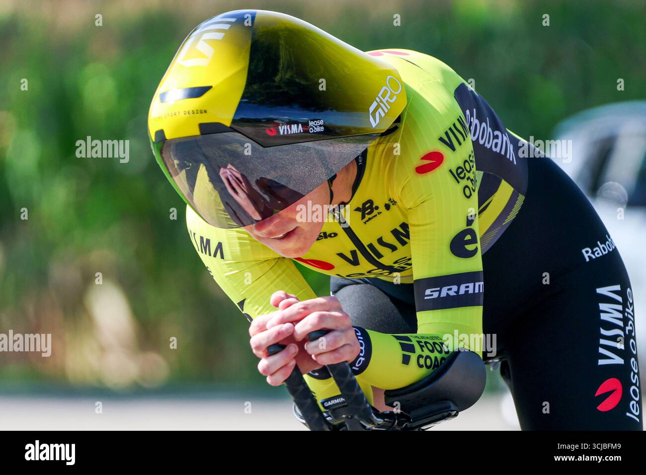 Carlijn Achtereekte – Team Visma | Lease a Bike during the Stage 5 ...