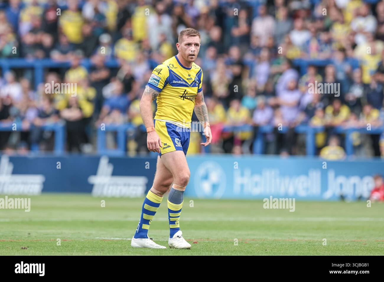 Marc Sneyd of Warrington Wolves during the Betfred Super League Round ...