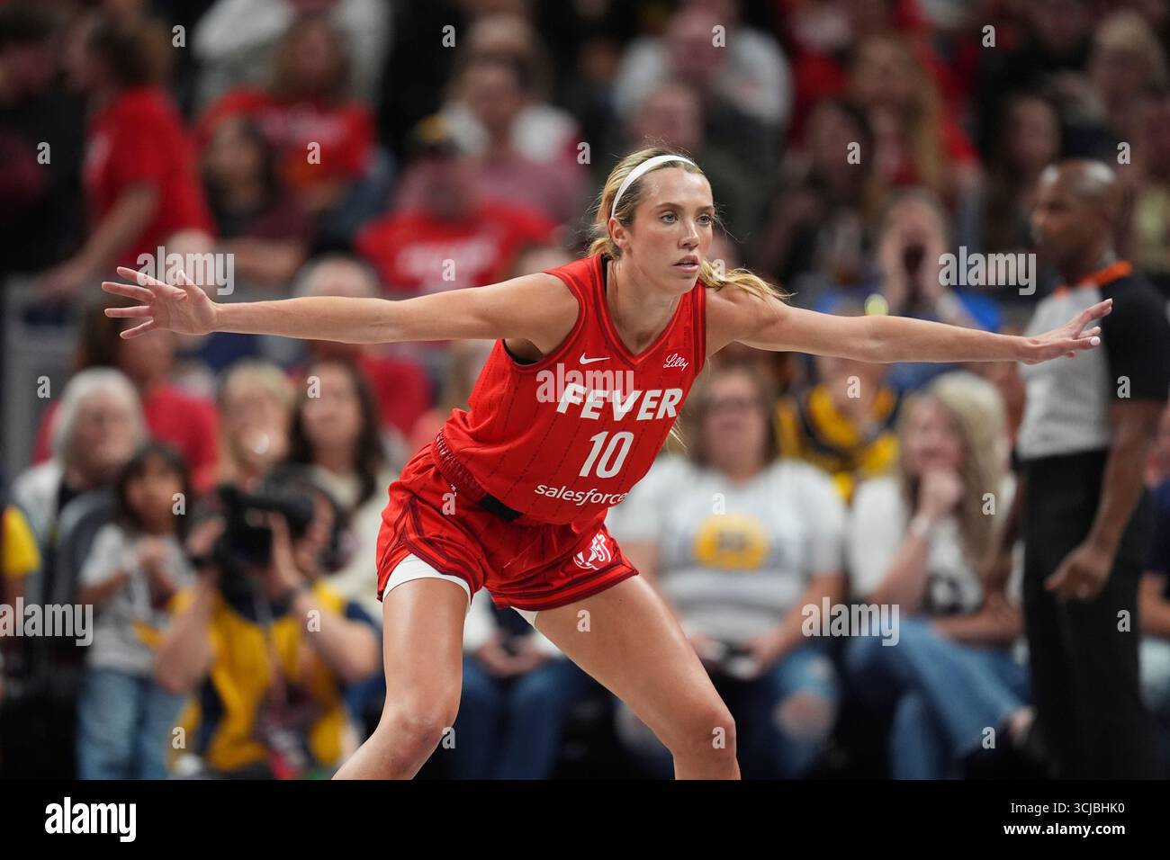 Indiana Fever's Lexie Hull defends during the first half of a WNBA ...