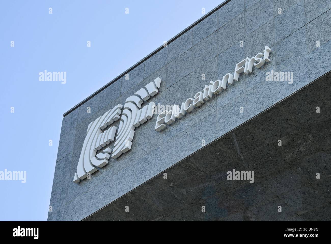 EF Education First, Sprachaufenthalte Beratung, Selnaustraße, Zürich, Schweiz *** EF Education ...