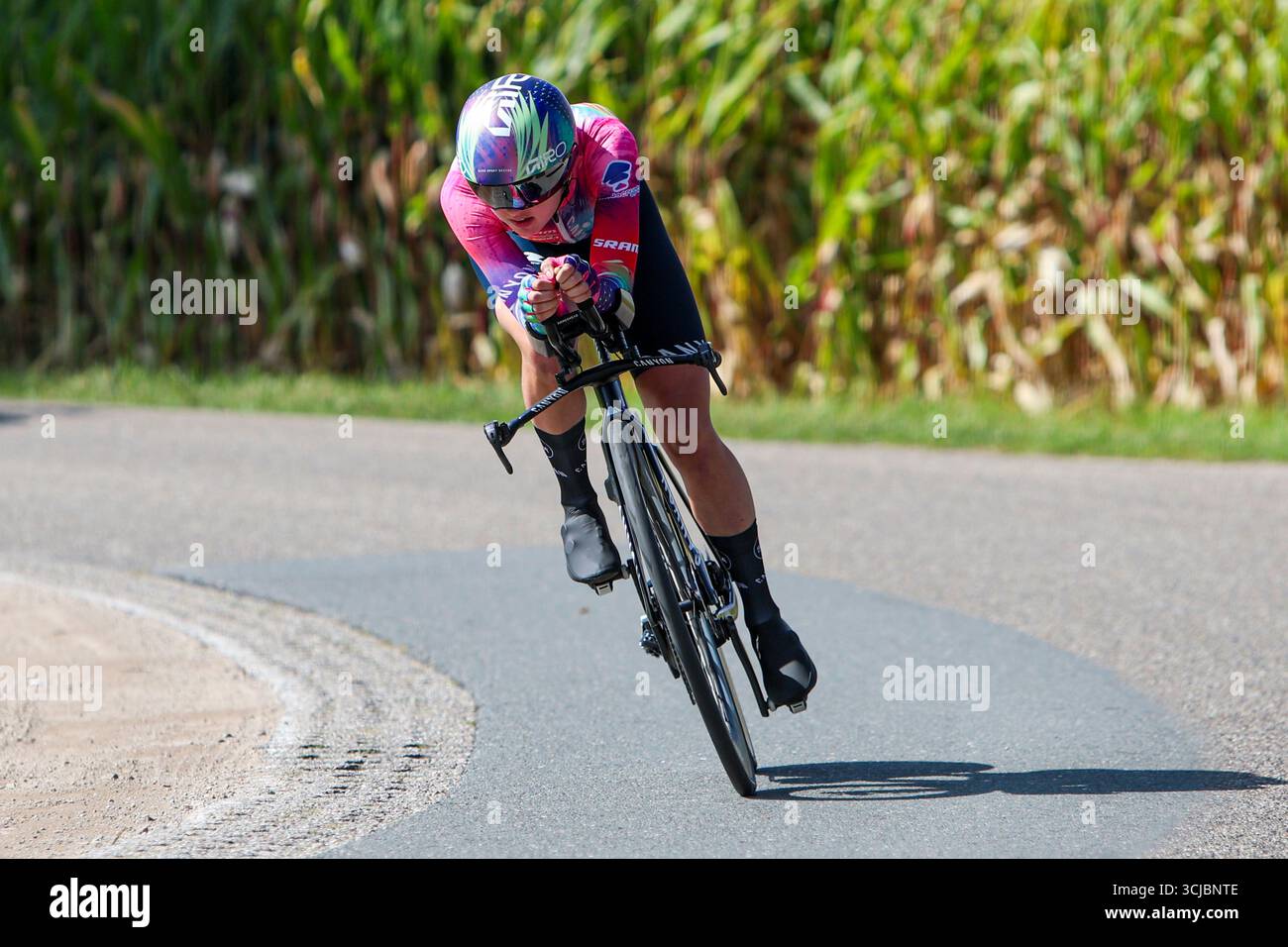 Alice Towers – Canyon//SRAM Zondacrypto during the Stage 5 Doetinchem ...