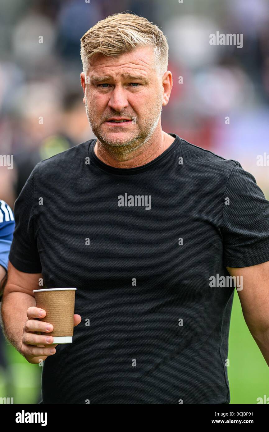Karl Robinson, Head Coach of Salford City FC during the Sky Bet League ...
