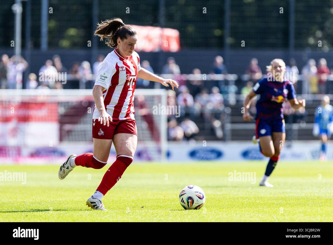 Adriana Achcinska (1.FC K?ln Frauen, 9) Google Pixel Frauen-Bundesliga: 1.FC K?ln Frauen - RB ...