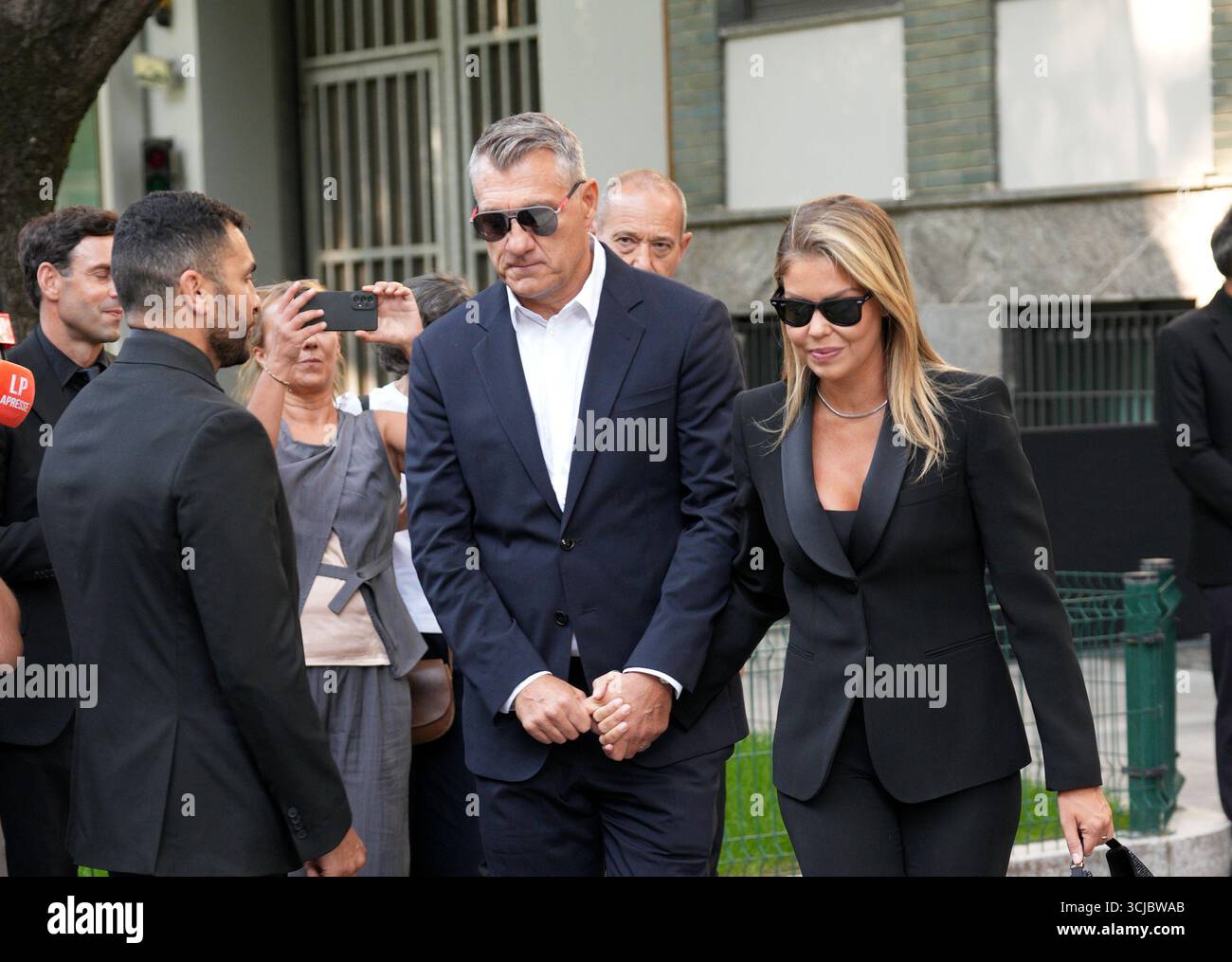 Milan, Giorgio Armani's death, funeral chapel set up at the Armani ...