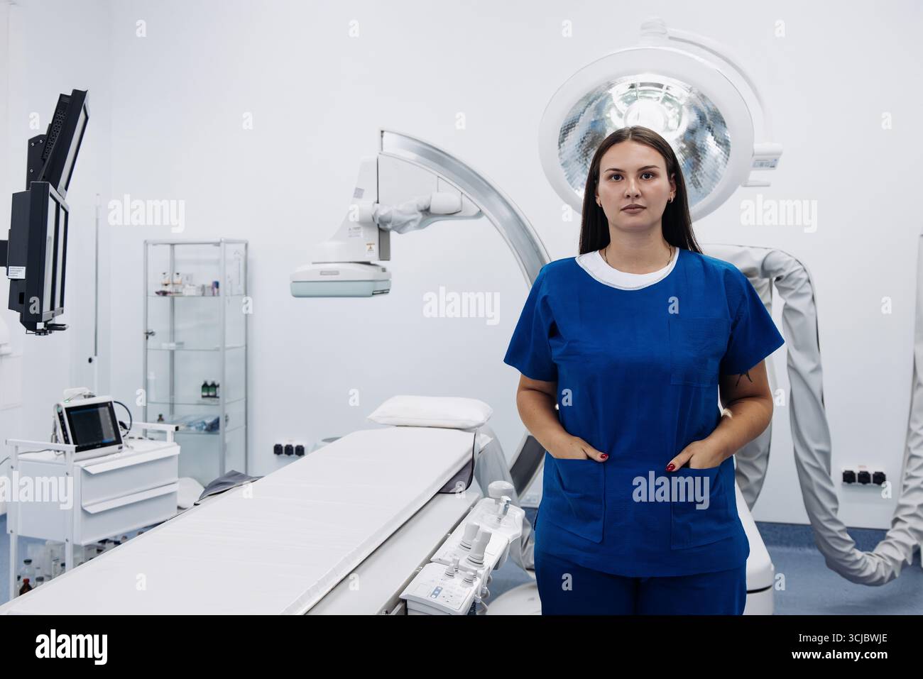 Clean room procedure hi-res stock photography and images - Alamy