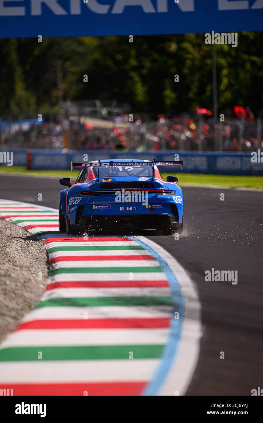 #19 Luciano Facundo Martinez (ARG, Ombra Racing), Porsche Mobil 1 Supercup at Autodromo ...