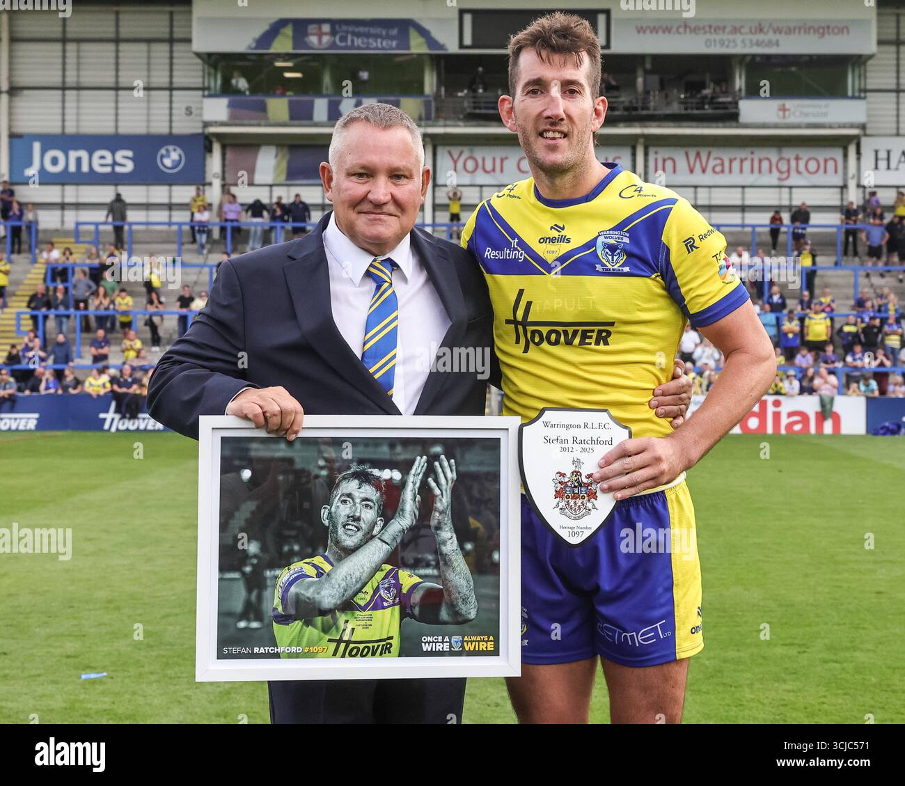 Warrington Wolves Chairman Stuart Middleton presents Stefan Ratchford ...