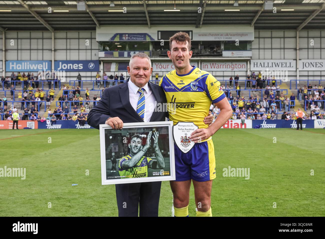 Warrington Wolves Chairman Stuart Middleton presents Stefan Ratchford ...