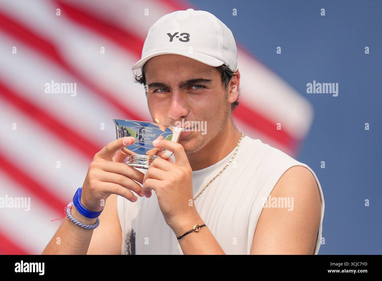 Ivan Ivanov, of Bulgaria kisses the championship trophy after defeating ...