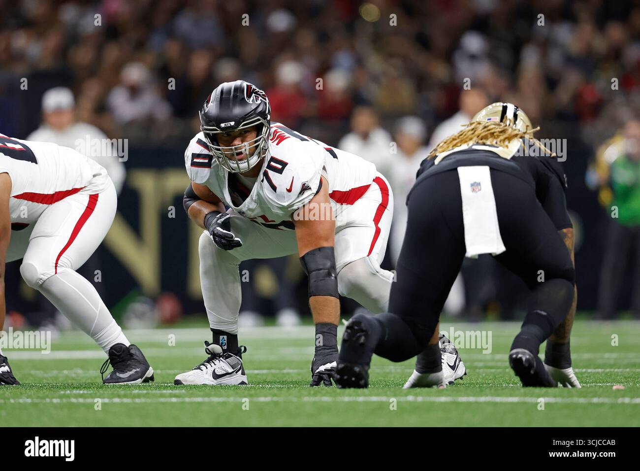 Atlanta Falcons offensive tackle Jake Matthews (70) lines up during an ...
