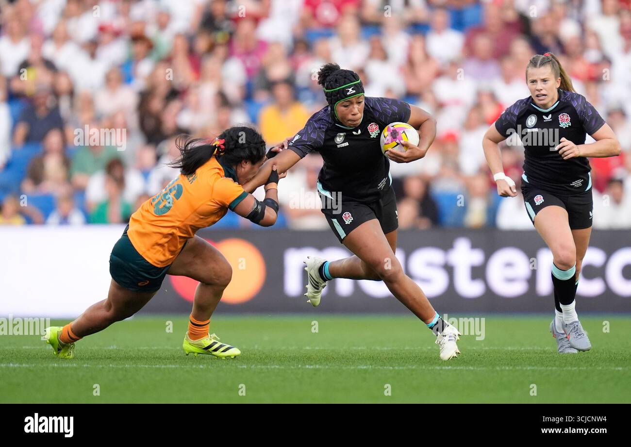 England's Sadia Kabeya and Australia's Tania Naden in action during the ...