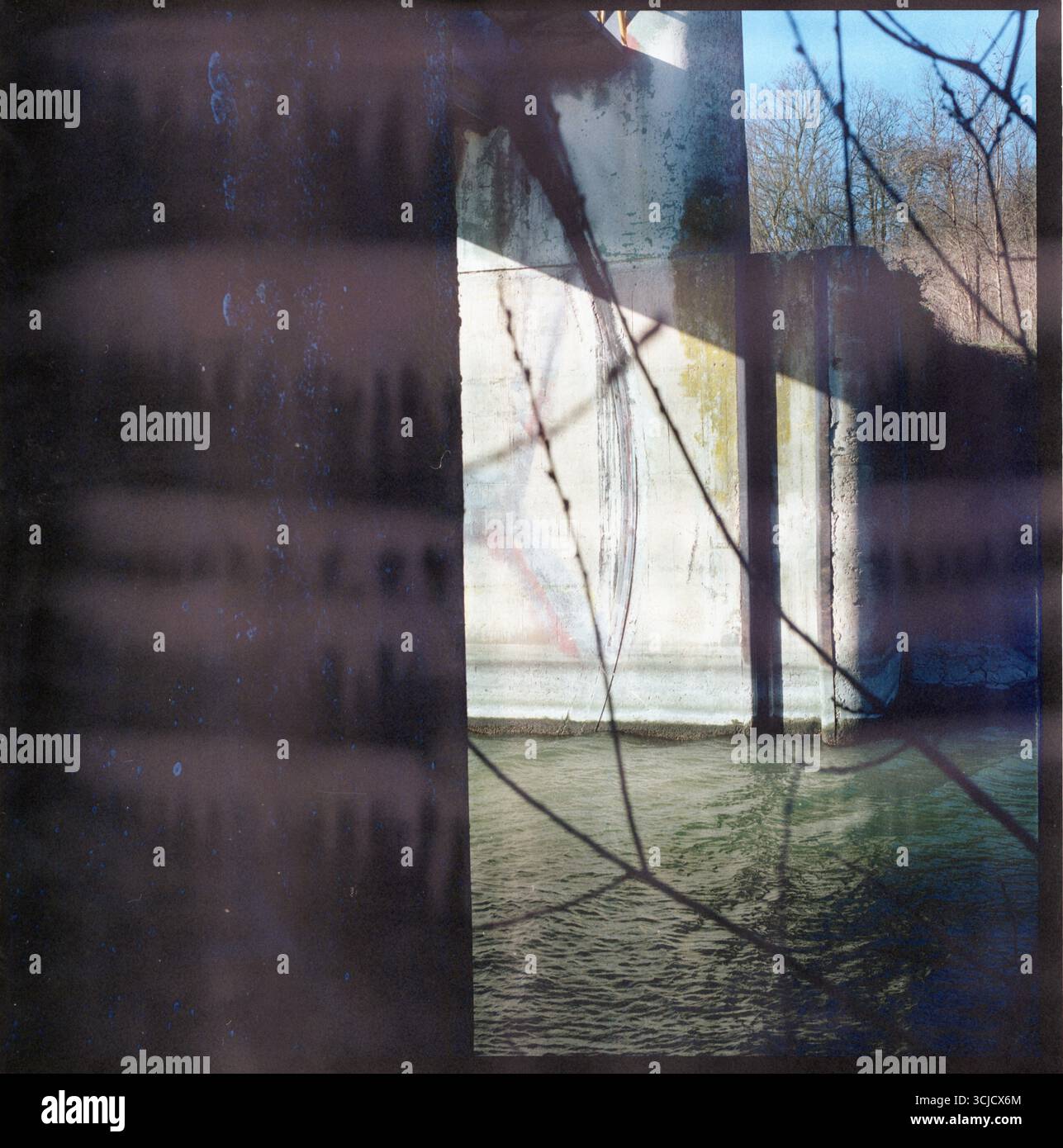 Old river lock on a Vojvodina river Stock Photo - Alamy