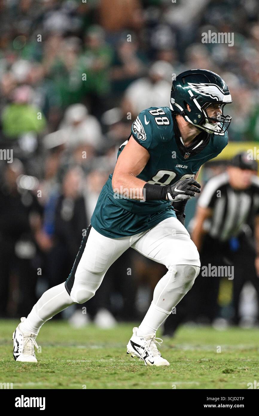 Philadelphia Eagles tight end Dallas Goedert (88) in action during the second half of an NFL ...