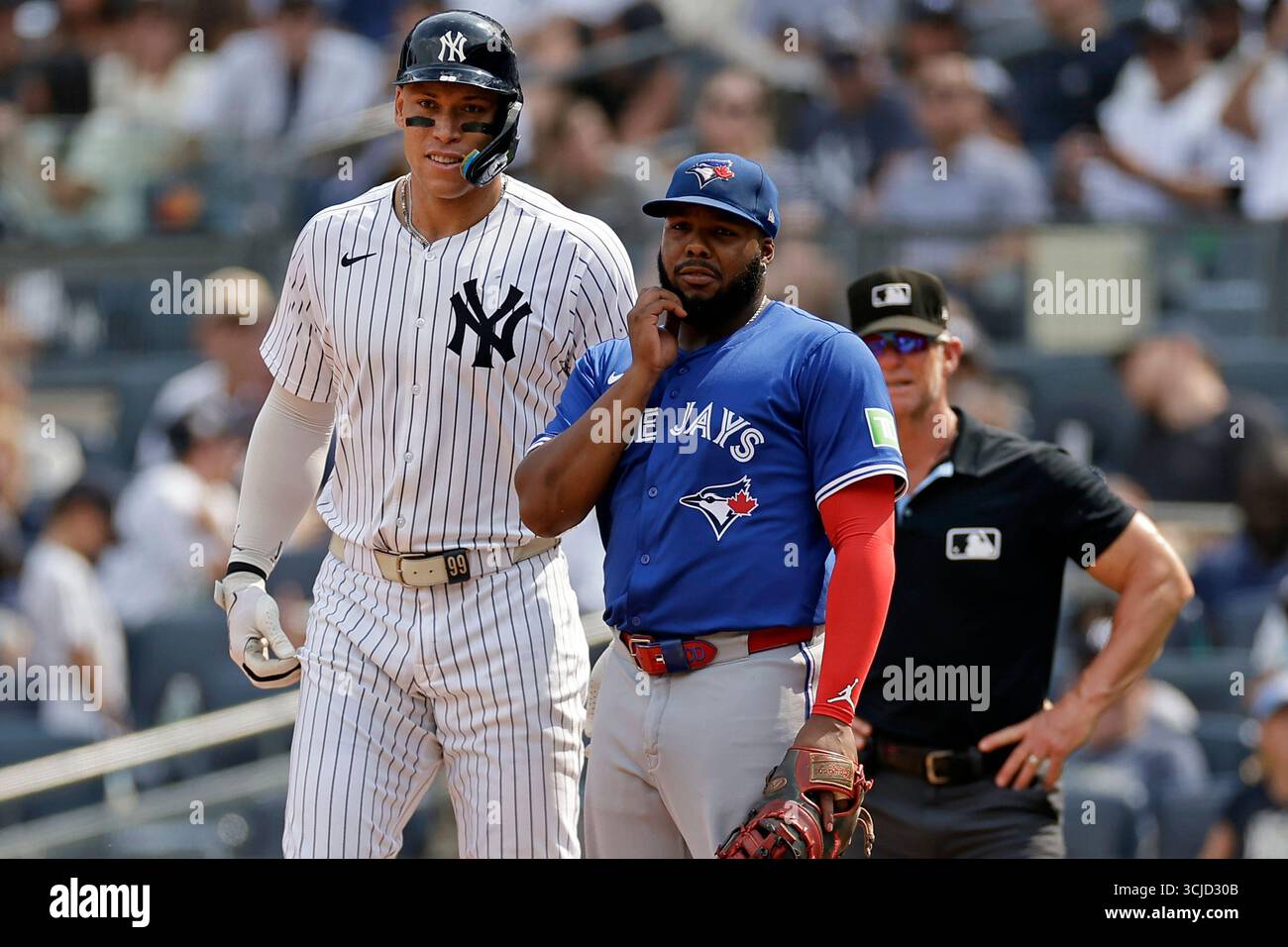 New York Yankees' Aaron Judge talks with Toronto Blue Jays first ...