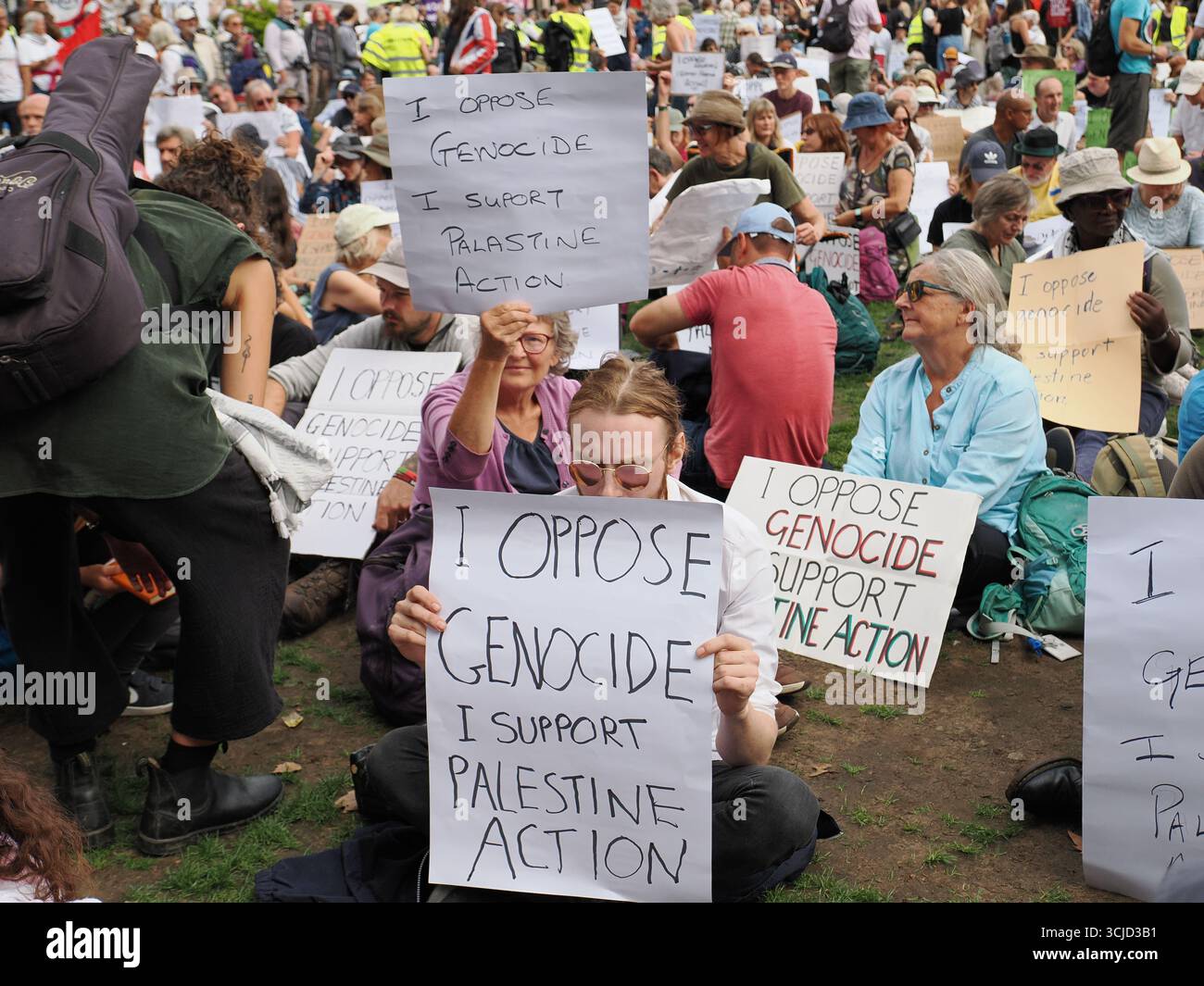 London, UK. 06th Sep, 2025. 6 September 2025, UK, London, Around 2000 ...