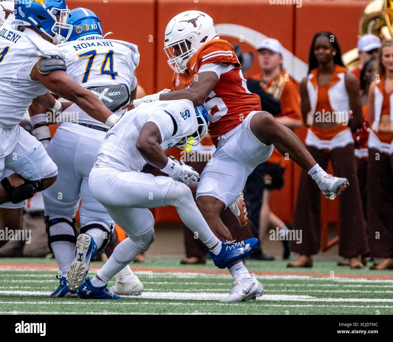 Sept 6, 2025. Tyâ€™Anthony Smith (26) of the Texas Longhorns in action ...