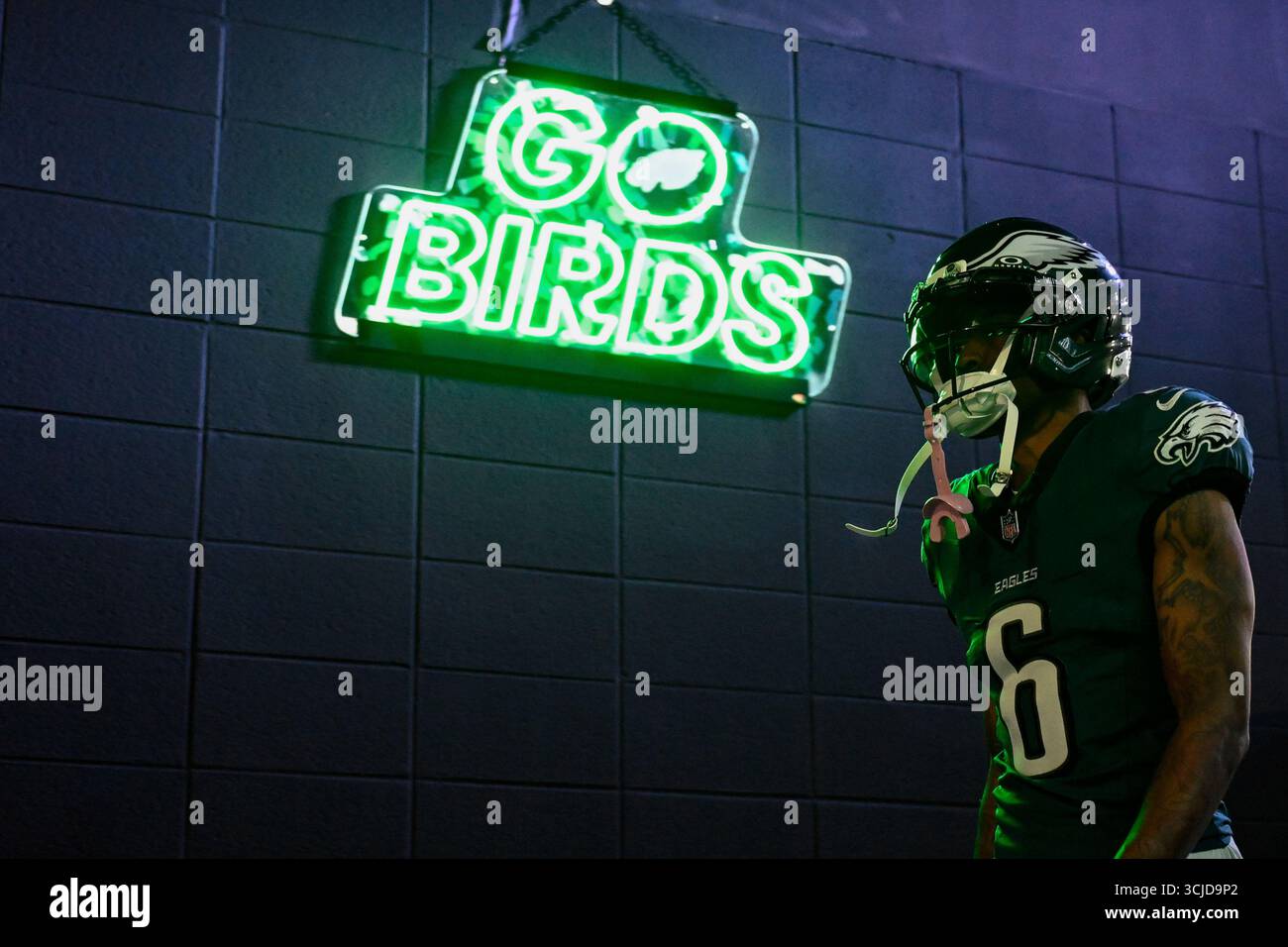 Philadelphia Eagles wide receiver DeVonta Smith (6) walks on the field ...