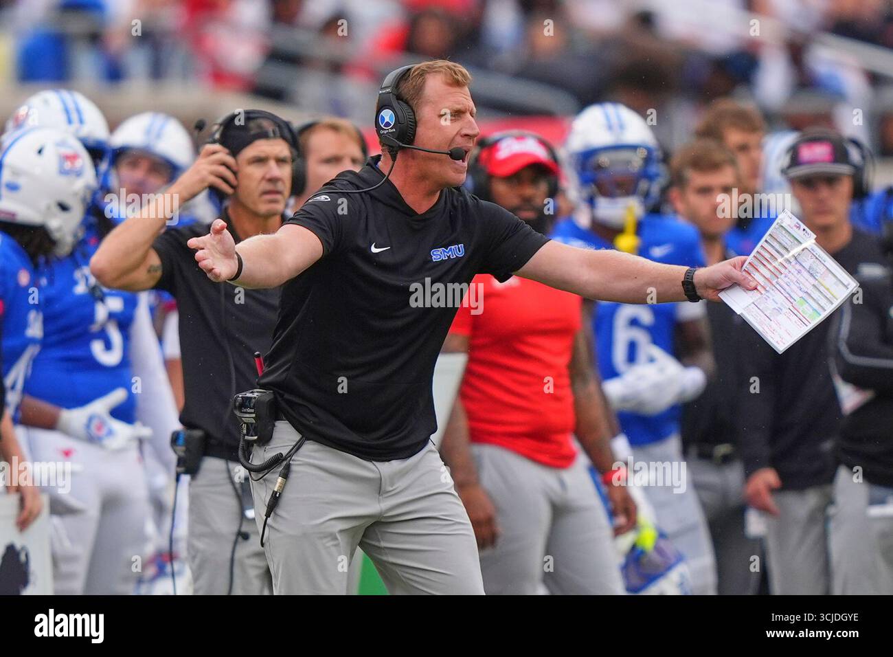 SMU head coach Rhett Lashlee reacts during the first half of an NCAA ...