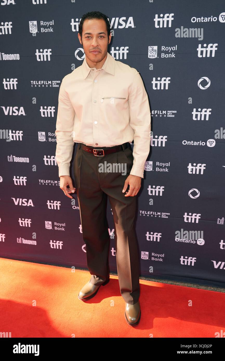 Daryl McCormack attends the premiere of "Wake Up Dead Man: A Knives Out ...