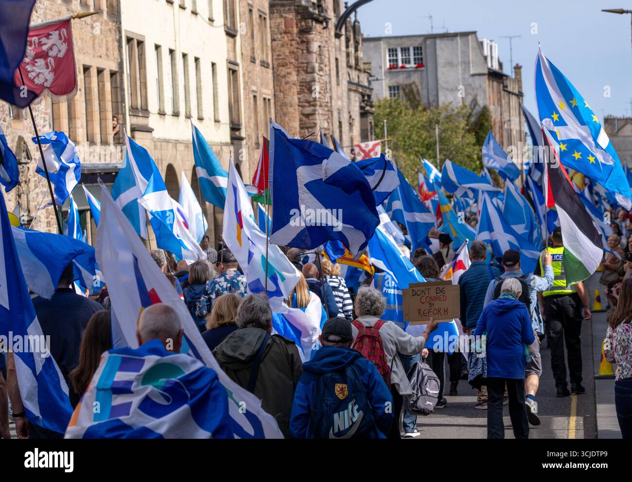 Edinburgh Scotland UK. 6 September 2026. Pro-independence supporters ...