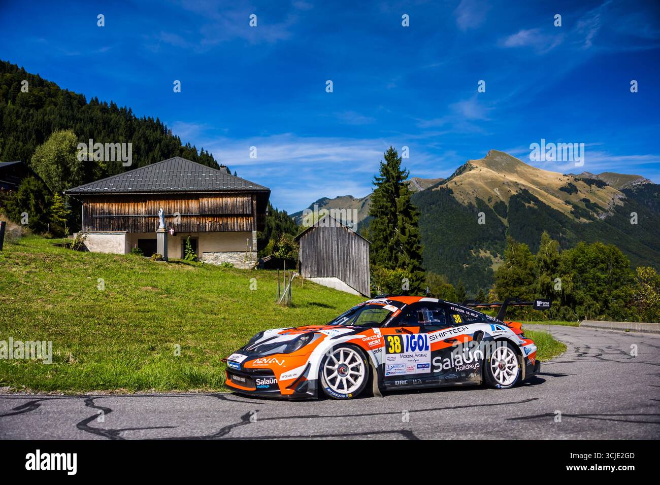 38 COSSON Anthony, MILLET Kevin, Porsche 992 GT+, action during the ...