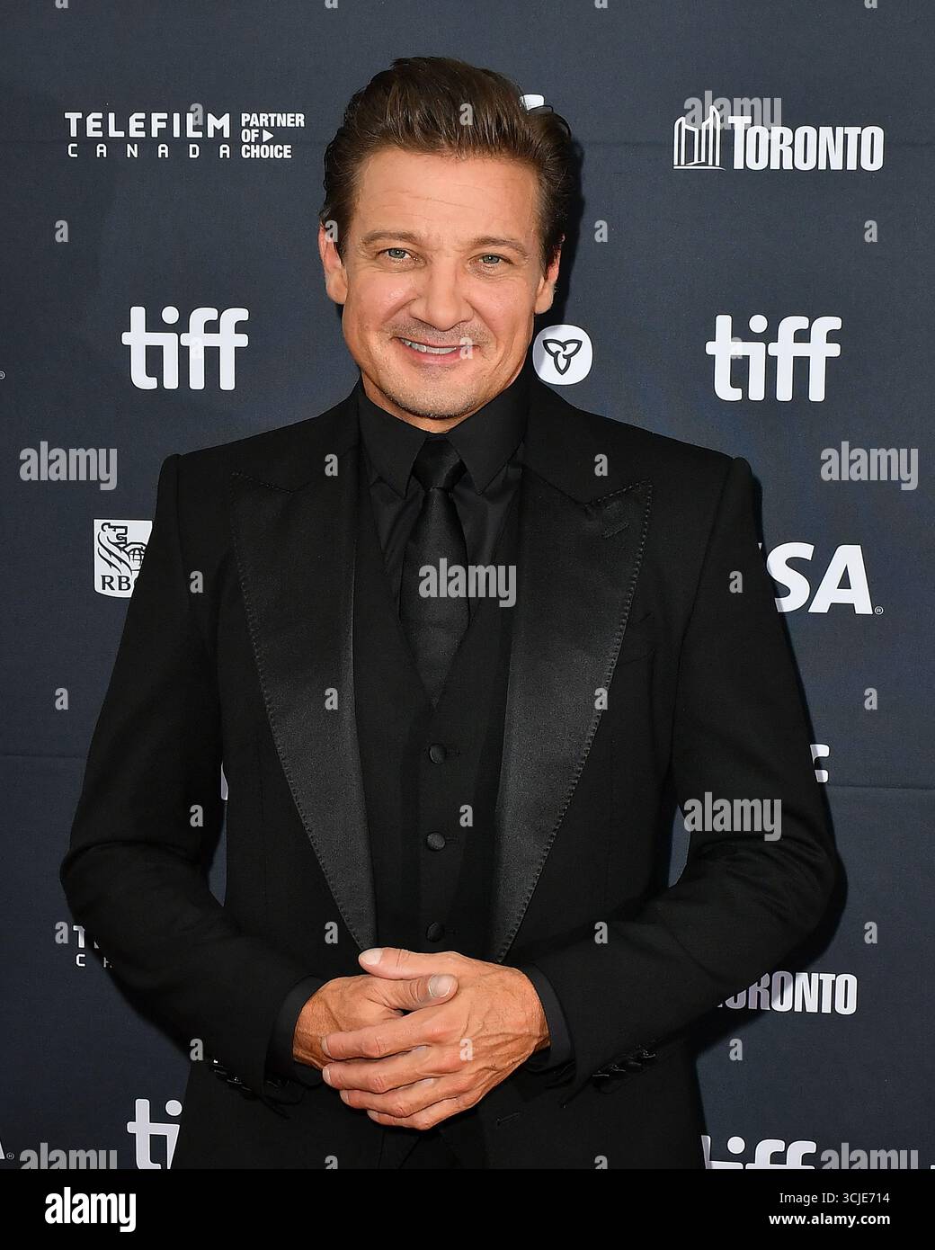Jeremy Renner attends the premiere of "Wake Up Dead Man: A Knives Out ...