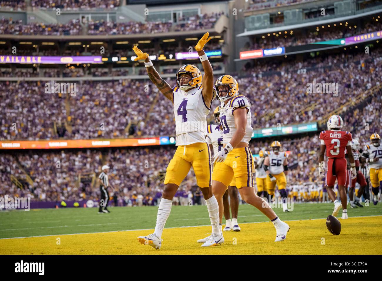 LSU wide receiver Nic Anderson (4) celebrates a touchdown against ...