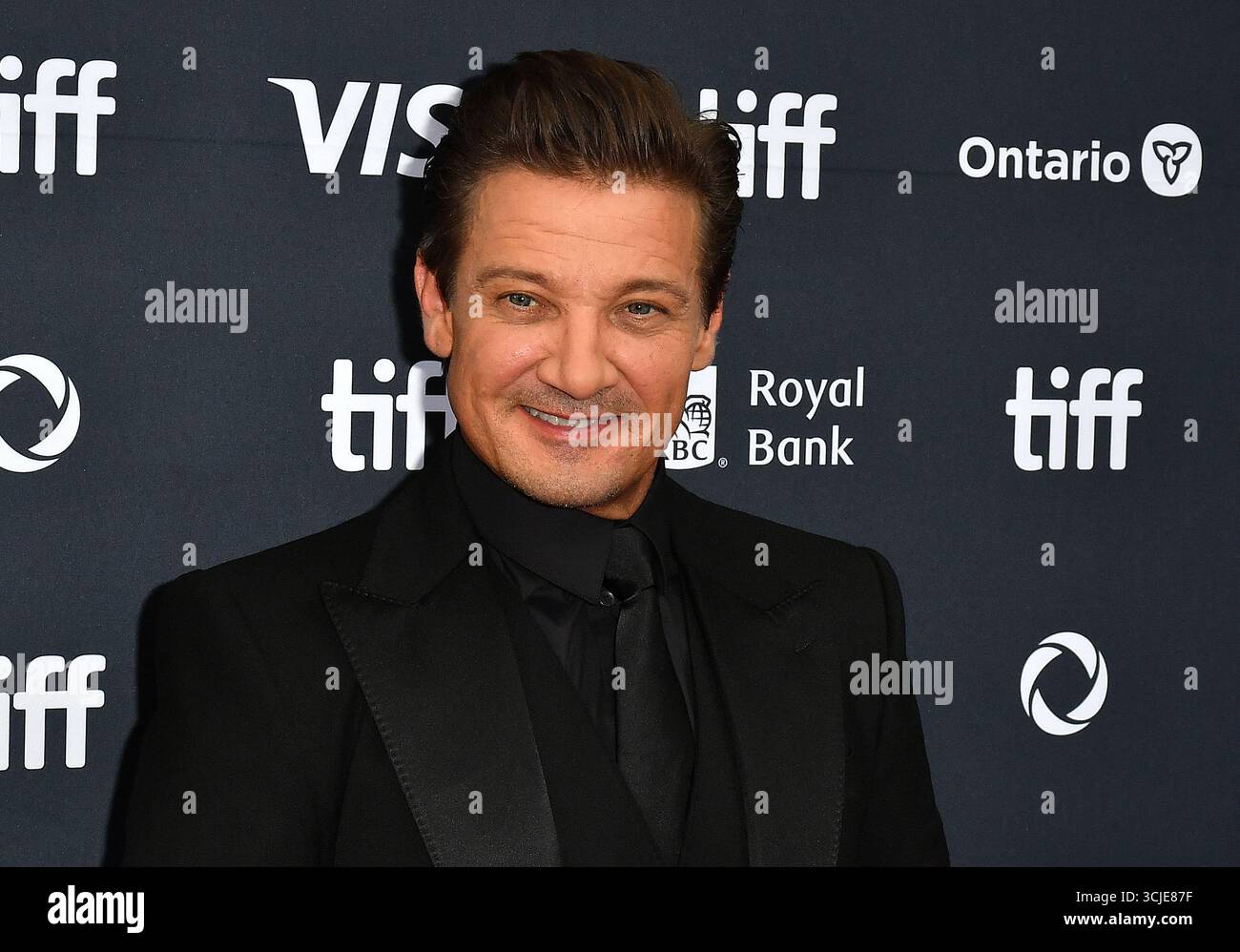 Jeremy Renner attends the premiere of "Wake Up Dead Man: A Knives Out ...