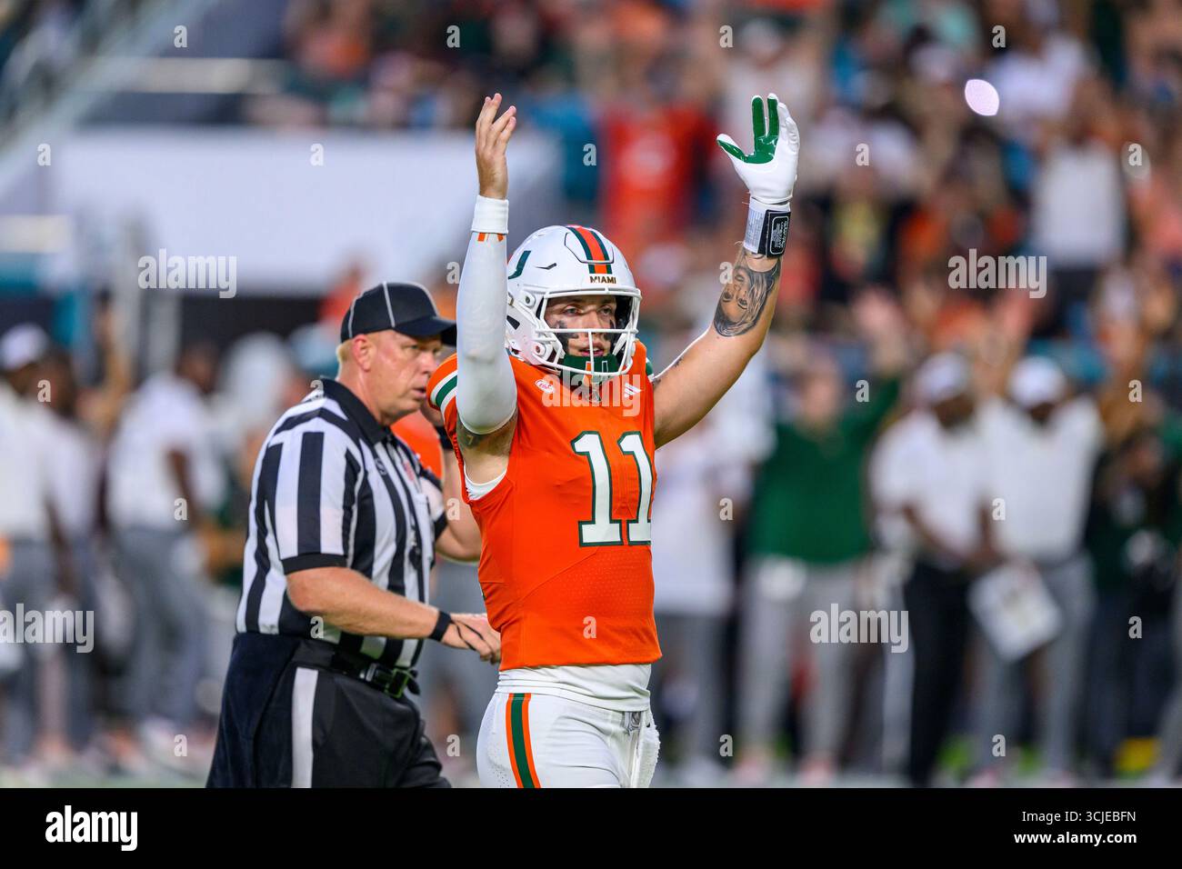 MIAMI GARDENS, FL - SEPTEMBER 06: Miami Hurricanes quarterback Carson ...