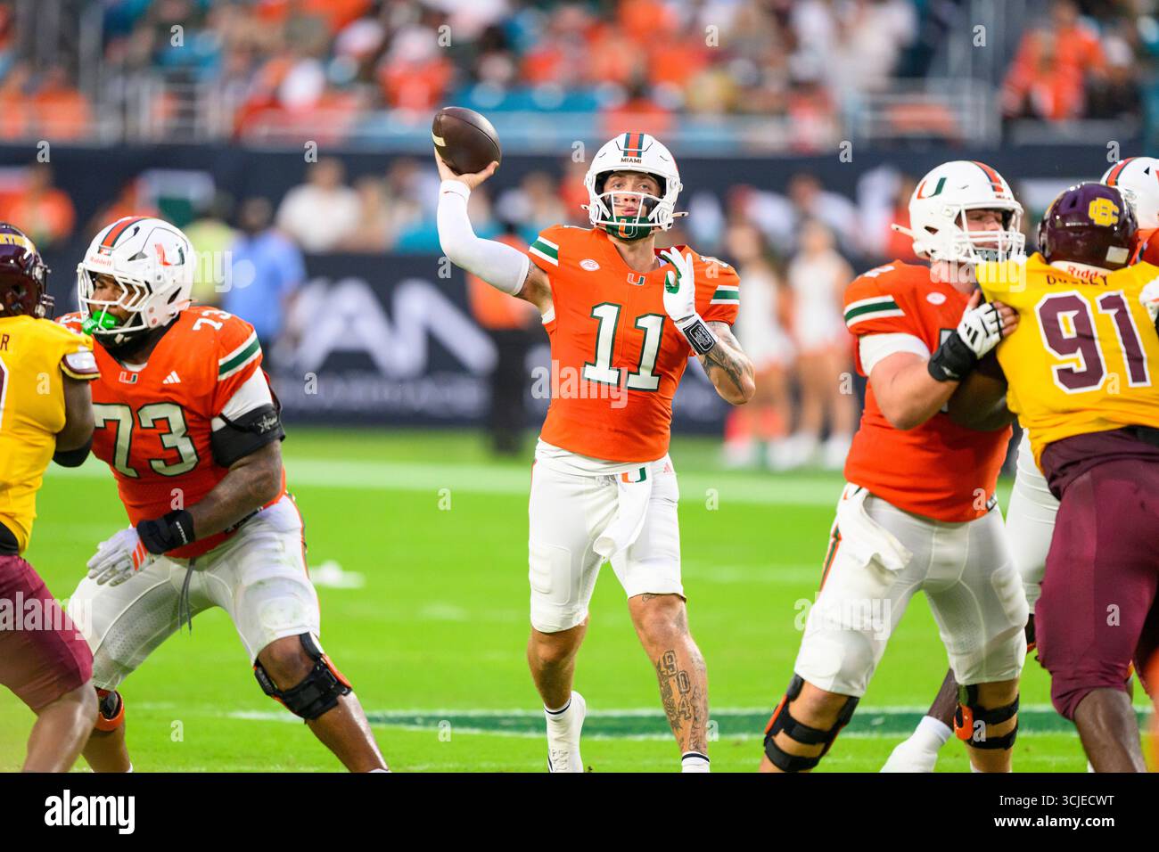 MIAMI GARDENS, FL - SEPTEMBER 06: Miami Hurricanes quarterback Carson ...