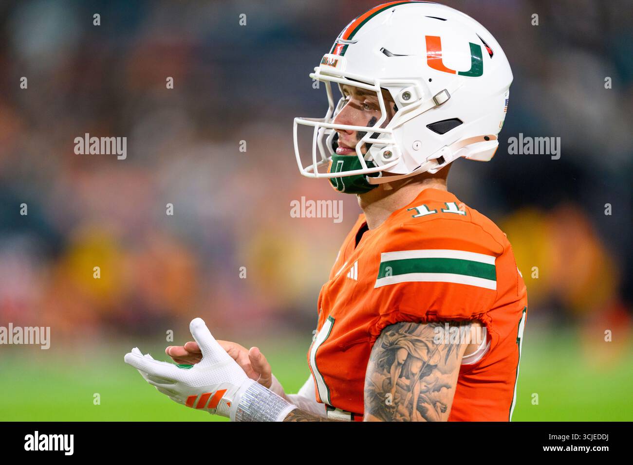 MIAMI GARDENS, FL - SEPTEMBER 06: Miami Hurricanes quarterback Carson ...
